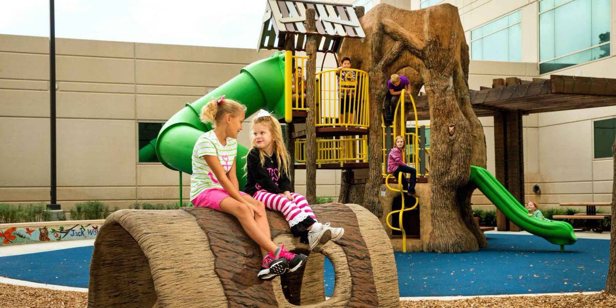 Get Out and Play: 5 Ways Playgrounds Keep Your Child Healthy