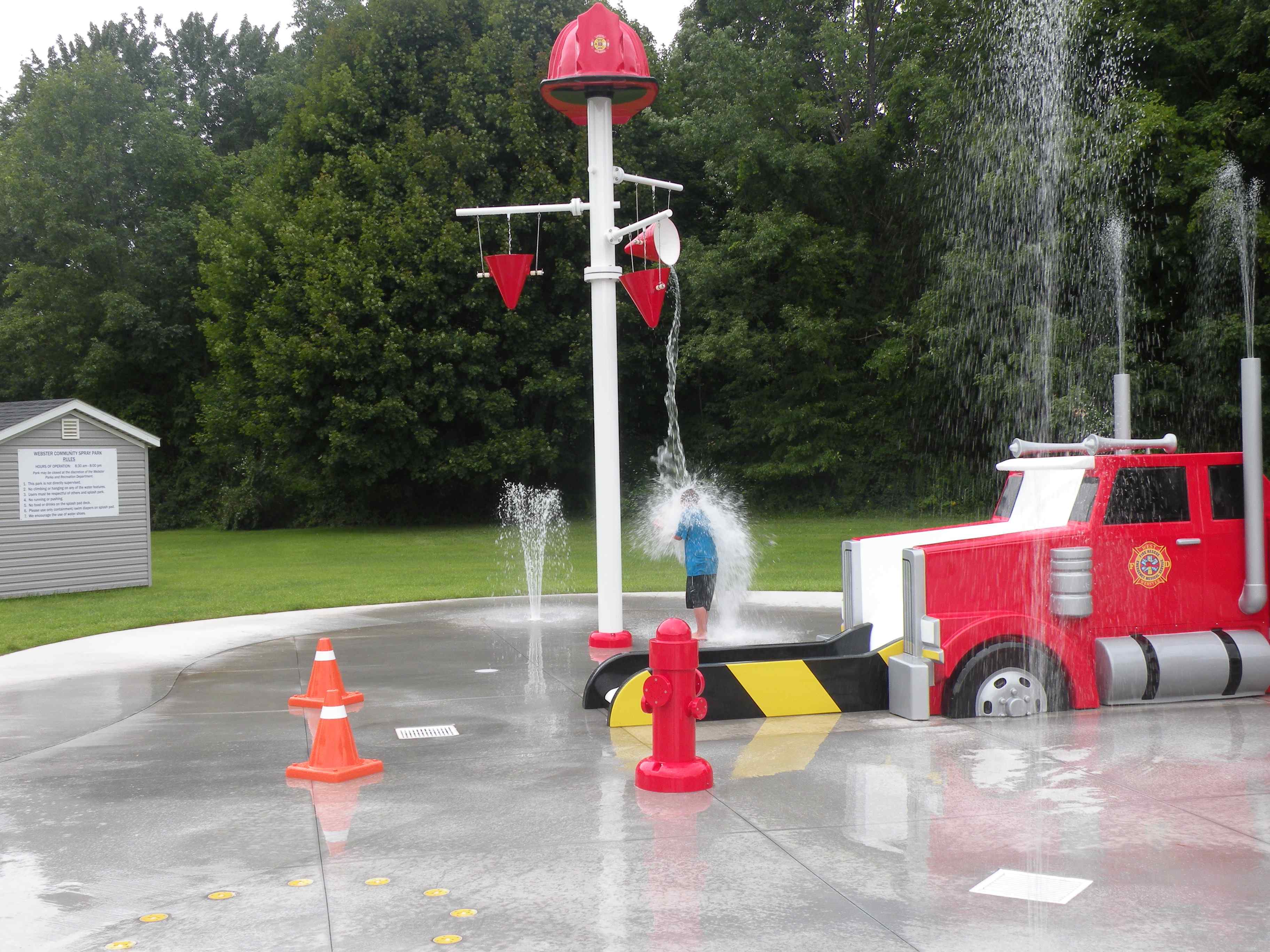 First Responders Memorial Splash Pad Gallery | MRC Recreation