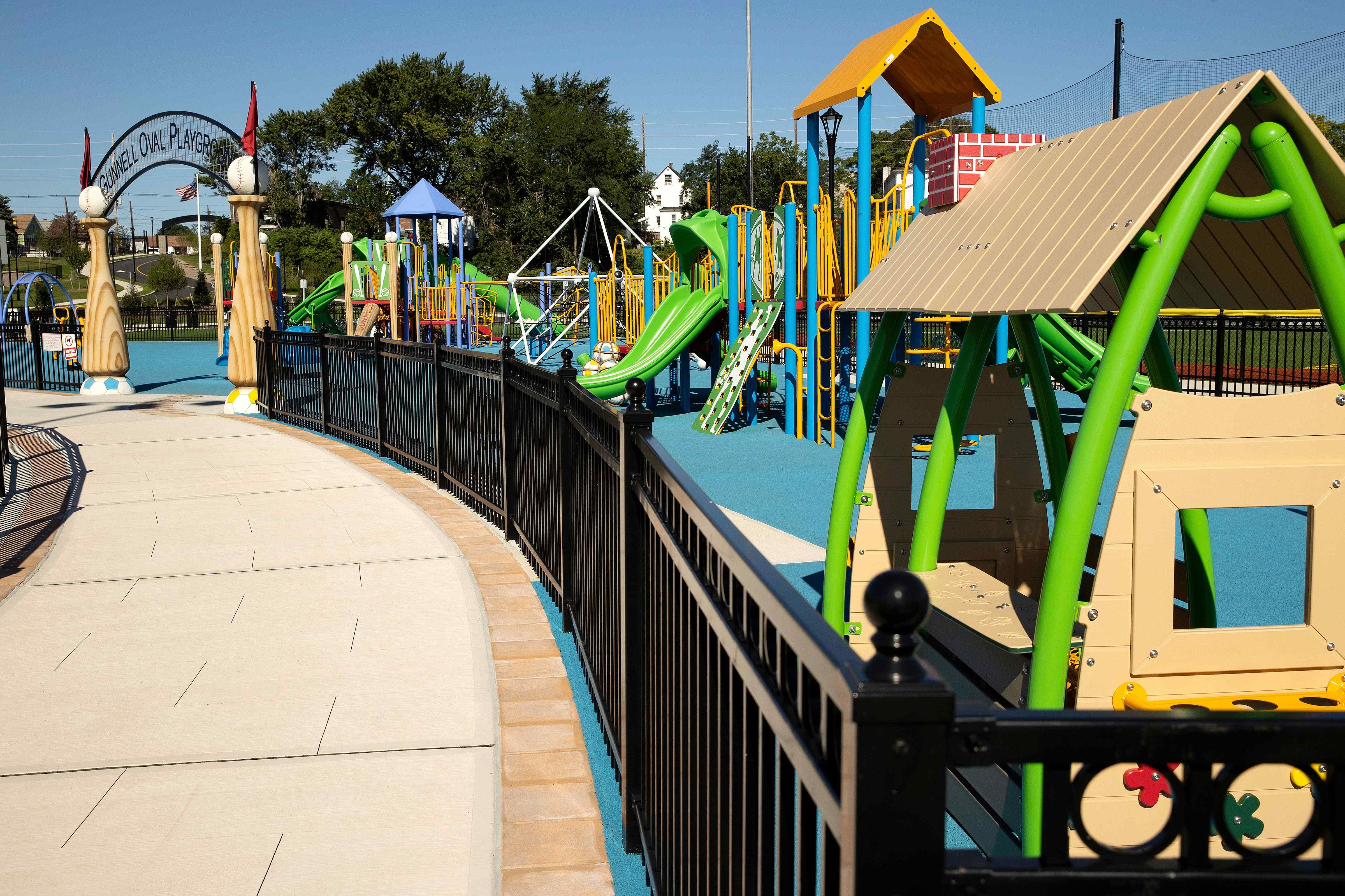 Gunnell Oval Gallery | MRC Recreation